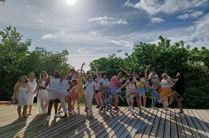 Outdoor Salsa Class Experience in San Juan - The Itinerary: From Arrival to Dance Floor