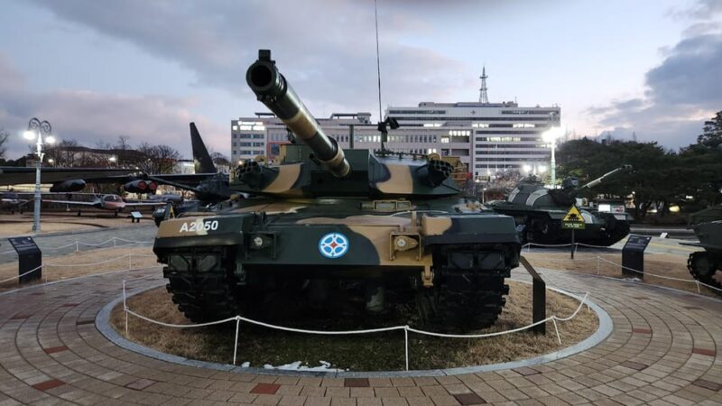 Outdoor tour of the war memorial museum of Korea - Key Points