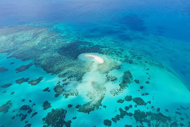 Outer Reef Odyssey - 40 minute Reef Scenic Flight - Key Points