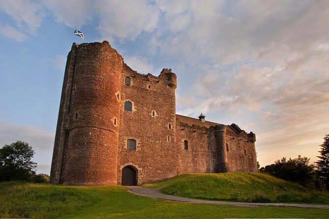 Outlander locations experience, Private Tour in a premium Minivan - What to Expect During the Tour