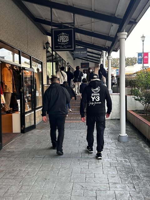 Outlet Shopping and Yatai Tour - The Flexibility That Sets This Tour Apart