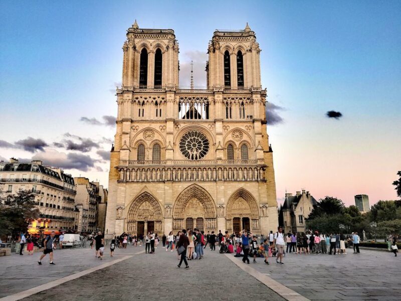 Outside Notre-Dame, Île de la Cité, St. Severin Church Tour - The Sum Up