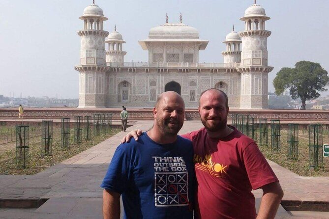 Overnight Agra Tour 2 days - The Sum Up