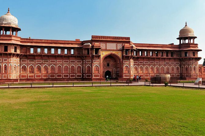 Overnight Agra Tour From Hyderabad - A Detailed Look at the Agra Overnight Tour from Hyderabad