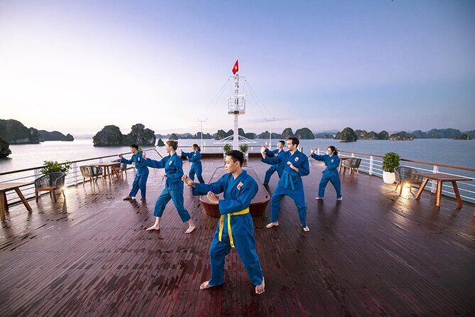 Overnight at 4 stars cruise - cheapest prices - high quality - all inclusions - The Sum Up