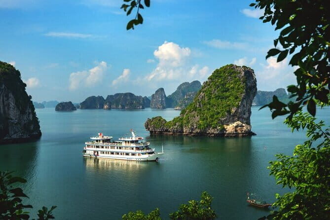 Overnight Bai Tu Long Bay Cruise , The Bay less traveled - Exploring Bai Tu Long Bay: A Less Crowded Paradise