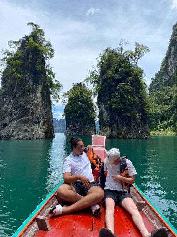 Overnight package 2Days1Night Cheowlan lake Rafthouse resort - Key Points