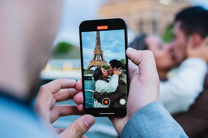 Overnight Stay onboard Paris Seine River Dinner with Cruise - An Elegant Night on the Seine: The Experience in Detail