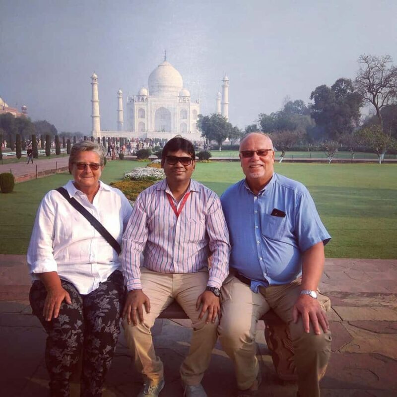 Overnight Taj Mahal/Agra Tour From Mumbai with Return Flight - Sunset at Mehtab Bagh: A Scenic Pause