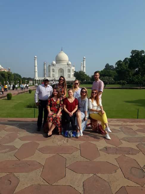 Overnight Taj Mahal and Agra fort tour from Bangalore - Early Morning Sunrise Visit