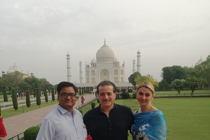 "Overnight Taj Mahal Tour from Delhi by Private AC Car" - The Journey Begins: Seamless Pick-Up & Comfort