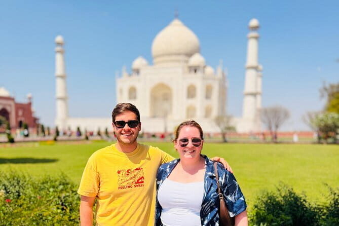 Overnight Tour Taj Mahal Agra Fort and Fatehpur Sikri Exploration - Returning to Delhi