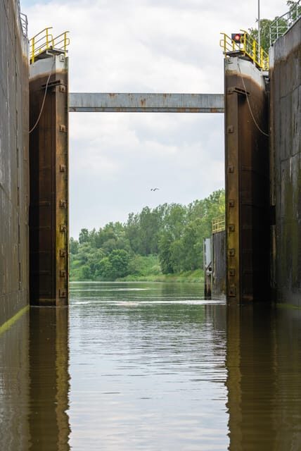 Owicim: Vistula River Cruise with Captain Pilecki Story - Key Points