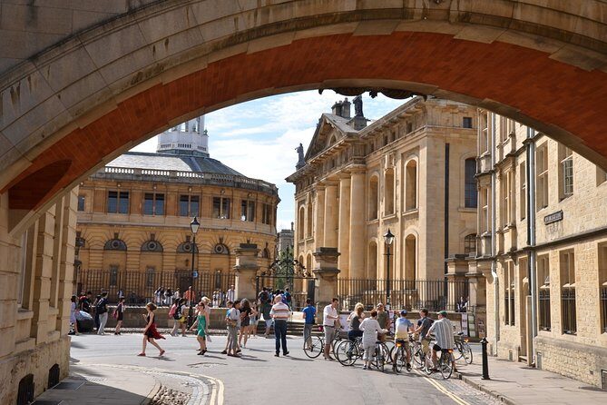 Oxford Bike Tour with Student Guide - A Closer Look at the Oxford Bike Tour