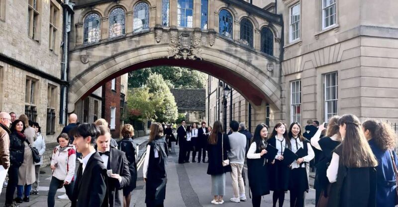 Oxford: City & University Tour with College entry included - FAQs