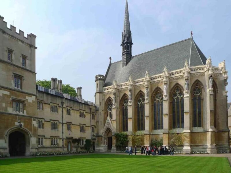 Oxford: Inspector Morse, Lewis, and Endeavour Walking Tour - A Closer Look at the Tour Experience
