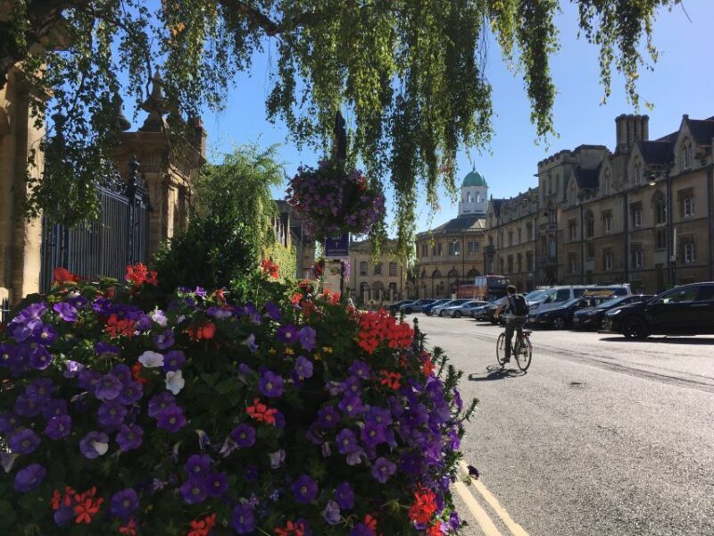 Oxford: Official University and City Walking Tour - Key Points