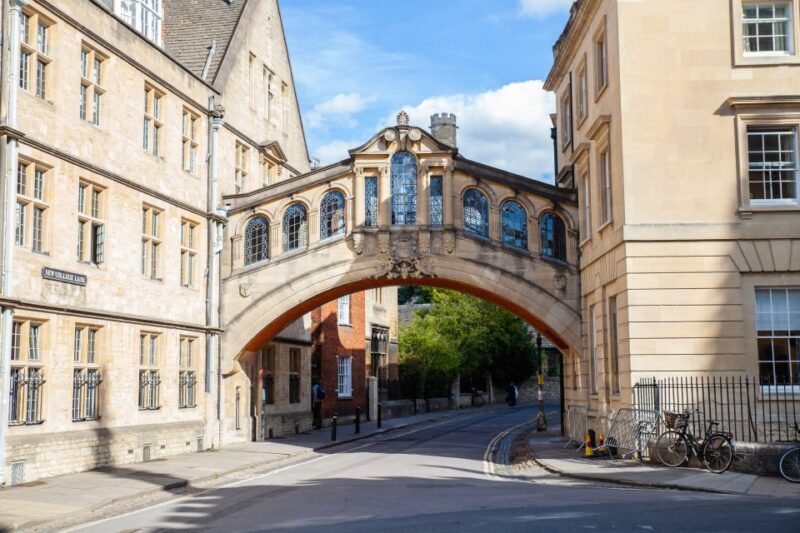 Oxford: Private Walking Tour with University Alumni Guide - The Sum Up
