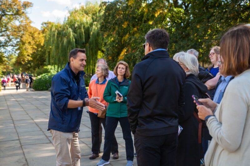 Oxford: Private Walking Tour with University Alumni Guide - FAQs