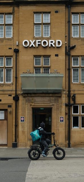 Oxford: University of Oxford Student-led Walking Tour - An Engaging Introduction to Oxford’s Academic Charm