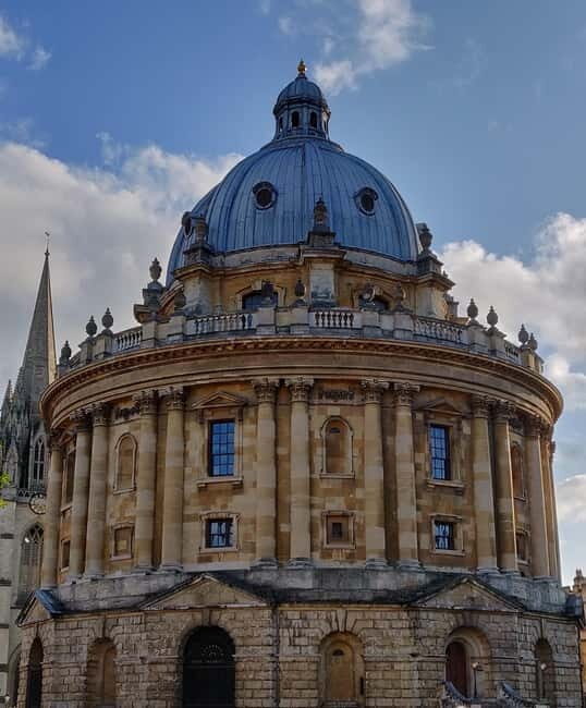 Oxford's famous and secret wonders in Italian - Frequently Asked Questions
