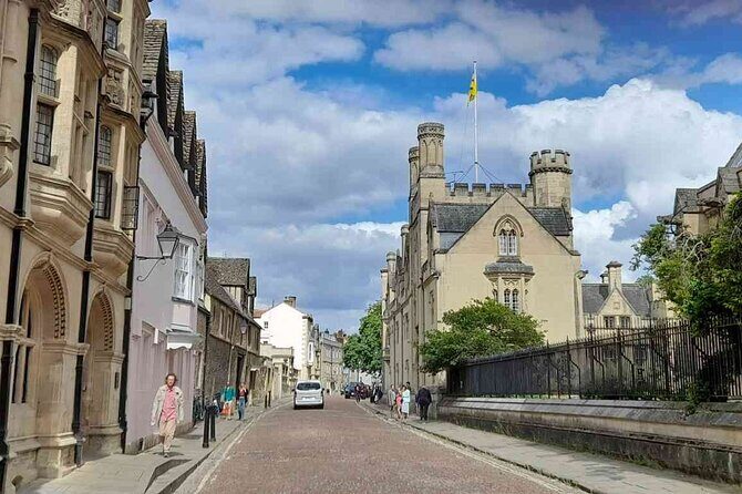 Oxford's literary legends and landmarks: A Self-Guided Audio Tour - What’s Included and What’s Not