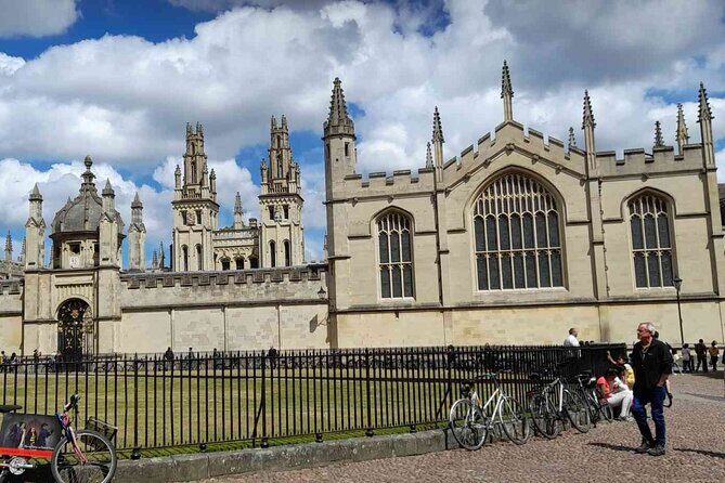 Oxford's literary legends and landmarks: A Self-Guided Audio Tour - Who Will Love This Tour?