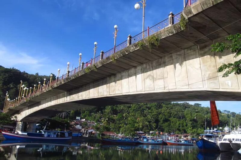 Padang : Amazing City Tour Padang with Lunch - A Closer Look at Each Stop