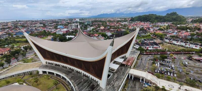 Padang: Padang City Heritage Tour History, Myths & Views - Practical Insights: What to Expect and Why It Matters