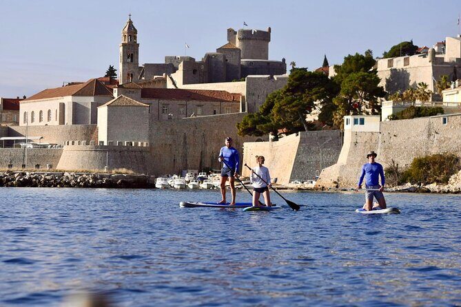 Paddleboarding in front of the Old Town - Key Points