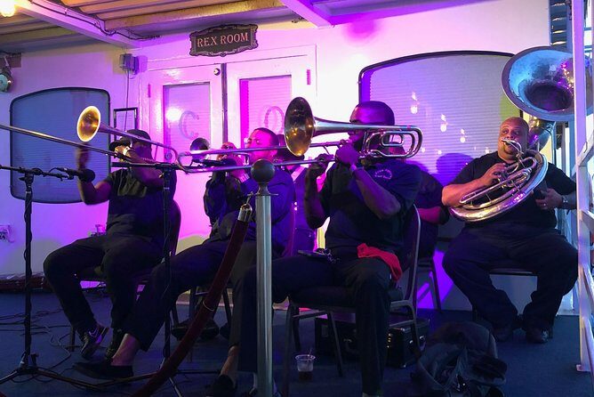 Paddlewheeler Creole Queen Jazz Dinner Cruise in New Orleans - What to Expect from Your Paddlewheeler Experience