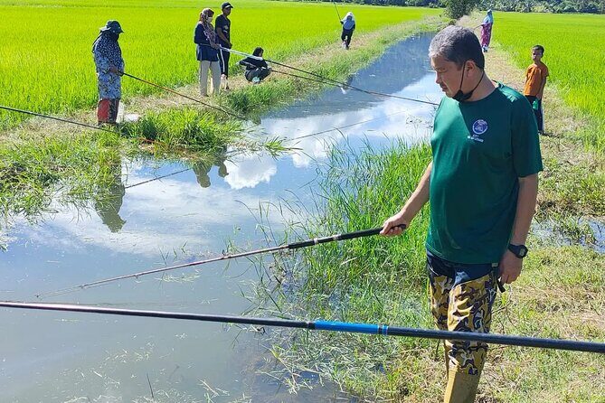 Paddy Field and Fishing Tour in Tanjong Karang - Key Points