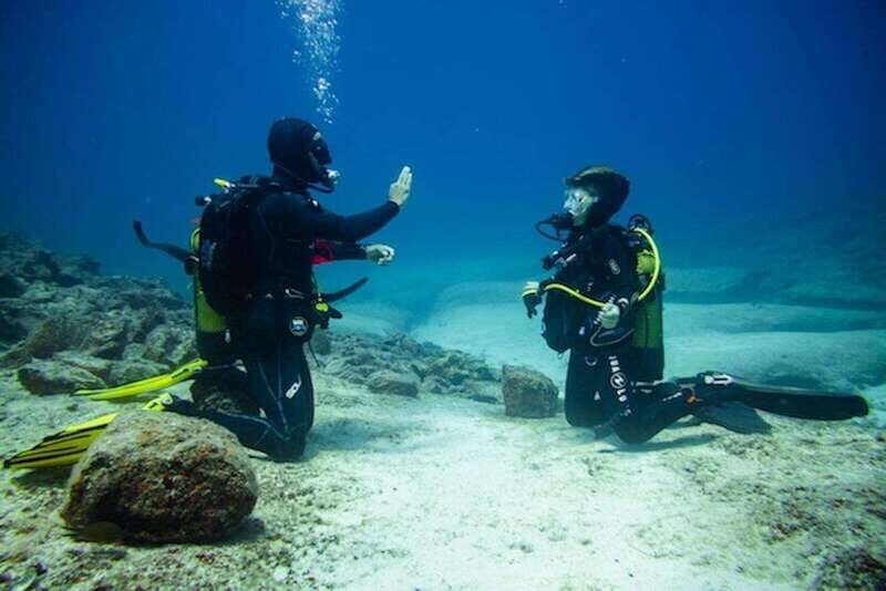 PADI Discover Scuba Diving: at Hol Chan Marine Reserve - Setting the Scene: Belize’s Underwater Wonderland