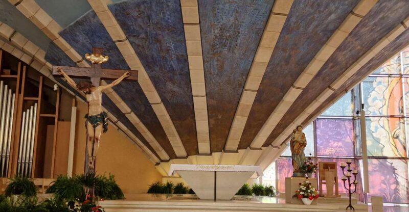 Padre Pio and St. Michael the Archangel's Sanctuaries - How the Day Unfolds