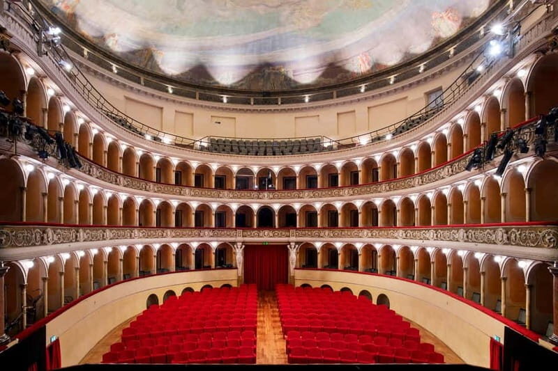 Padua Guided Visit to the Verdi Theater - The Value of the Experience