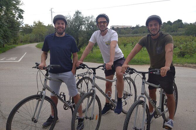 Paella Class, Winery and Bike Ride with Hotel Pickup from Sitges - FAQs