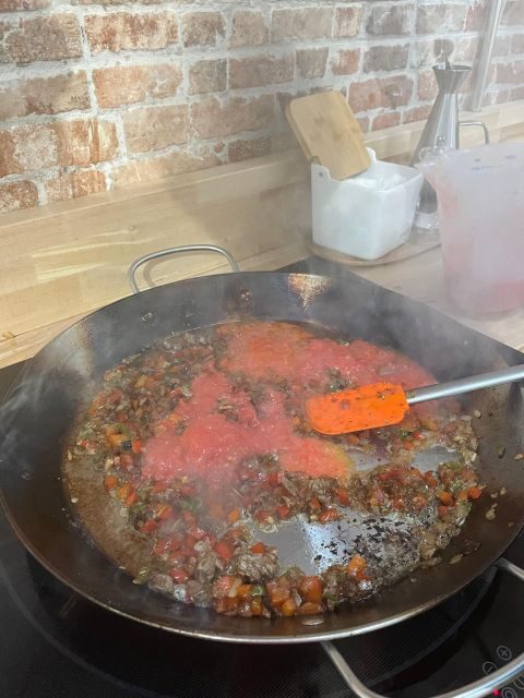 Paella Cooking Class with Sangria in Bilbao - Authenticity and Quality Make a Difference