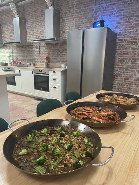 Paella Cooking Class with Sangria in Bilbao - Practical Tips for Travelers