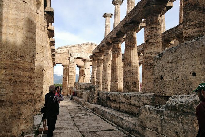 Paestum Traditions, Buffaloes, Ceramics, Temples - The Sum Up