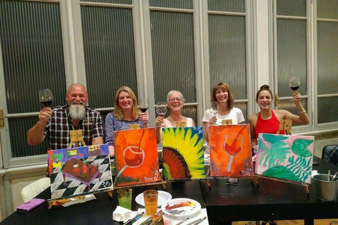 Paint & Sip in a 17th-Century Palazzo with Wine & Pizza - Weather and Accessibility