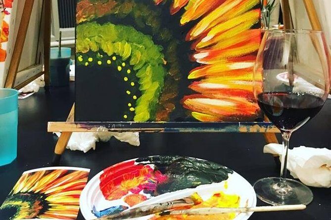 Paint & Sip in a 17th-Century Palazzo with Wine & Pizza - FAQ