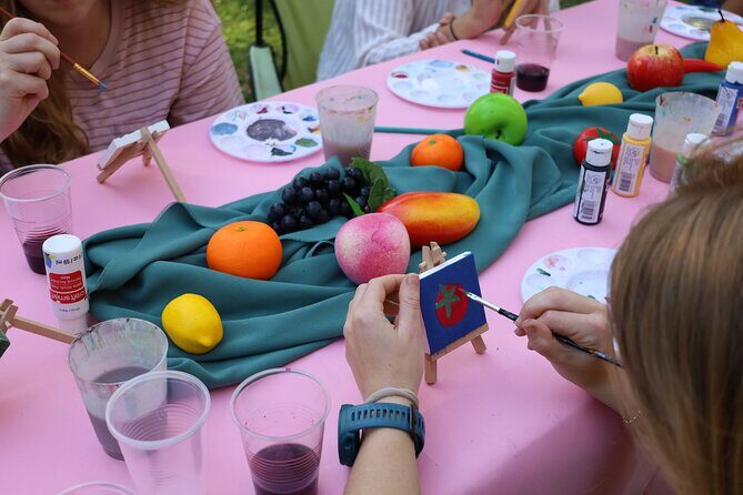 Paint Tiny Canvases in Forsyth Park - FAQs