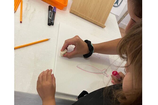 Painting class at an Art Gallery in Lisbon - What Makes It Special?