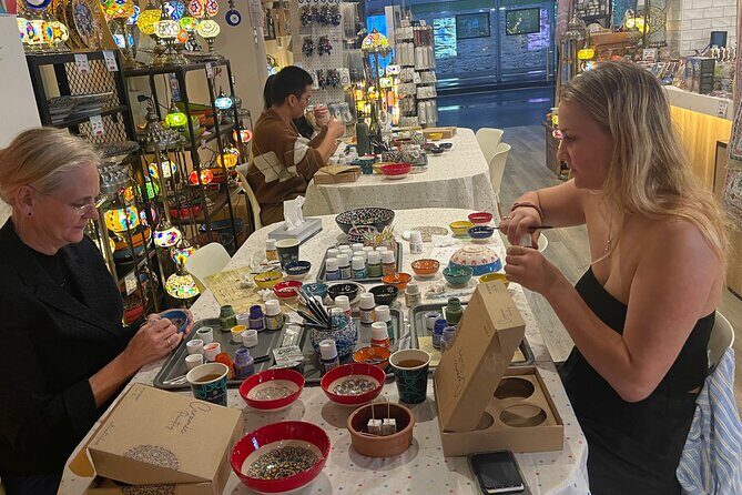 Painting Classes Orange County: Ceramic Plates & Bowls - Who Should Consider This Experience?