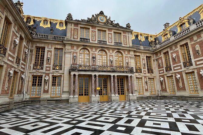 Palace of Versailles by Train from Paris - Key Points