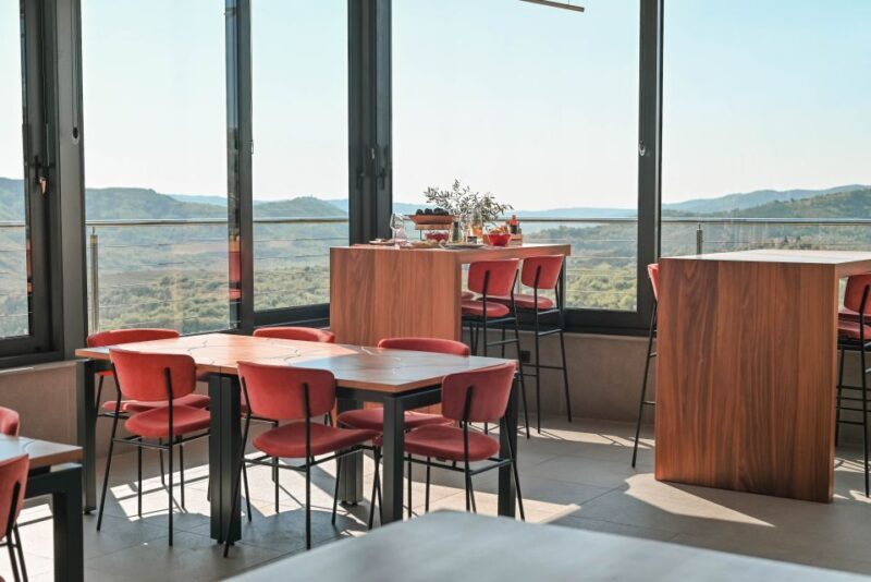 Paladini: Truffle Hunting Tour with 3-Course Tasting Menu - FAQs