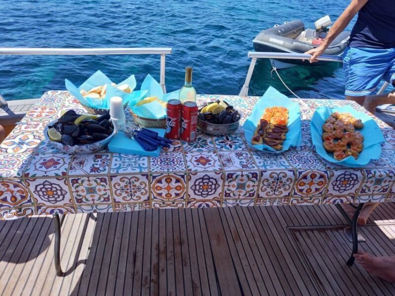 Palau: La Maddalena Archipelago Motorboat Tour with Lunch - FAQ