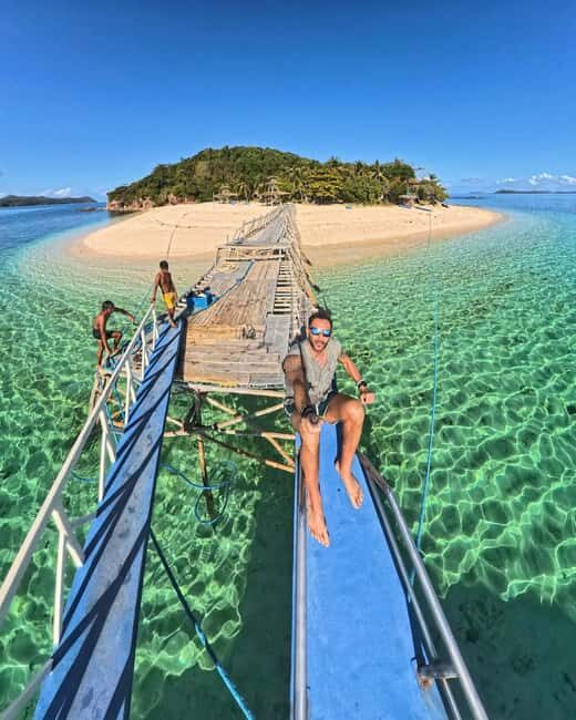 Palawan: El Nido to Coron 3-Day Group Boat Expedition - Key Points