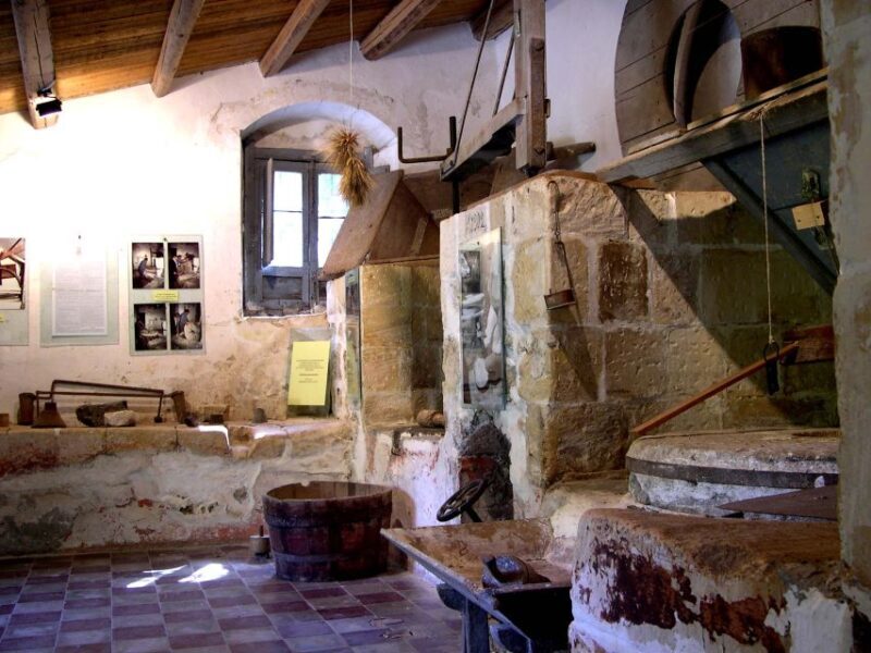 Palazzolo A.: from corso Vittorio Emanuele to the watermill - Exploring Palazzolo Acreide and Its Enchanting Watermill
