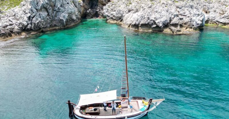 Palermo: boat tour among caves and breathtaking landscapes - Is it Worth the Price?